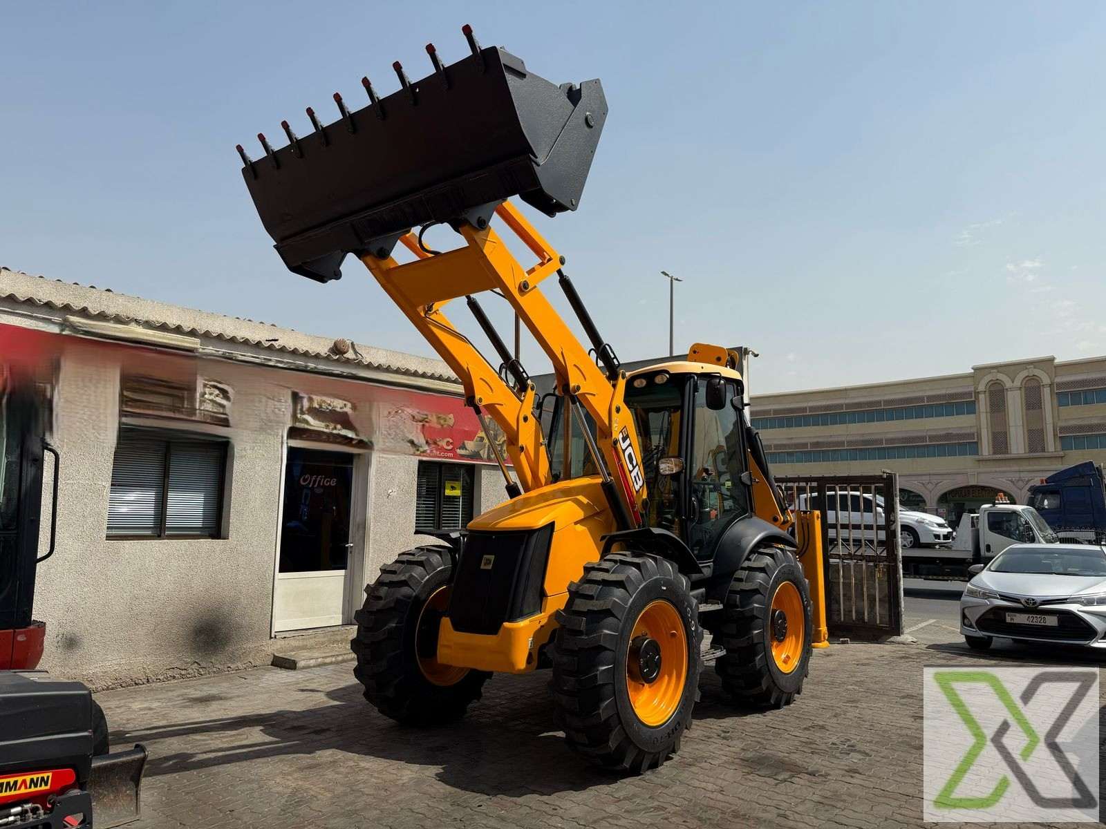 "2016 JCB 4CX Backhoe Loader - High Performance & Durability"